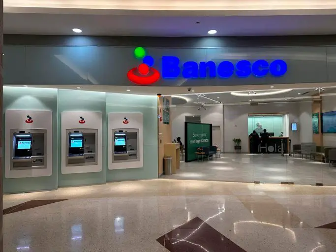 Banesco simplifica recaudos para abrir una cuenta - Nuevo Día
